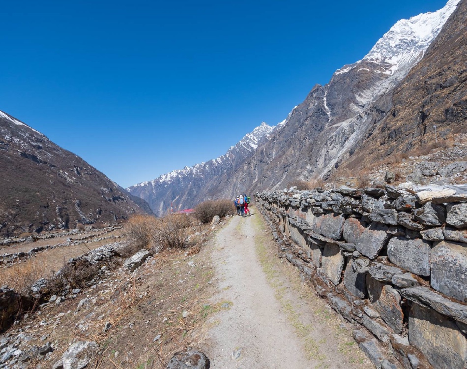 Nepal in April - Weather, 6 Best Trekking Trips in April